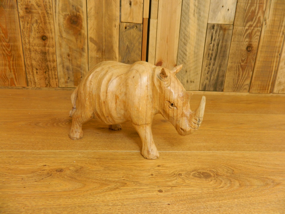 Wooden Rhinoceros Rhino Carving - Hand Carved Rhino Carving - 25cm ...